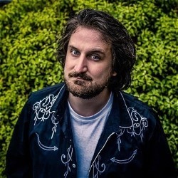 Alexander Bennett brings self-excoriating comedy to #EdFringe 2023!