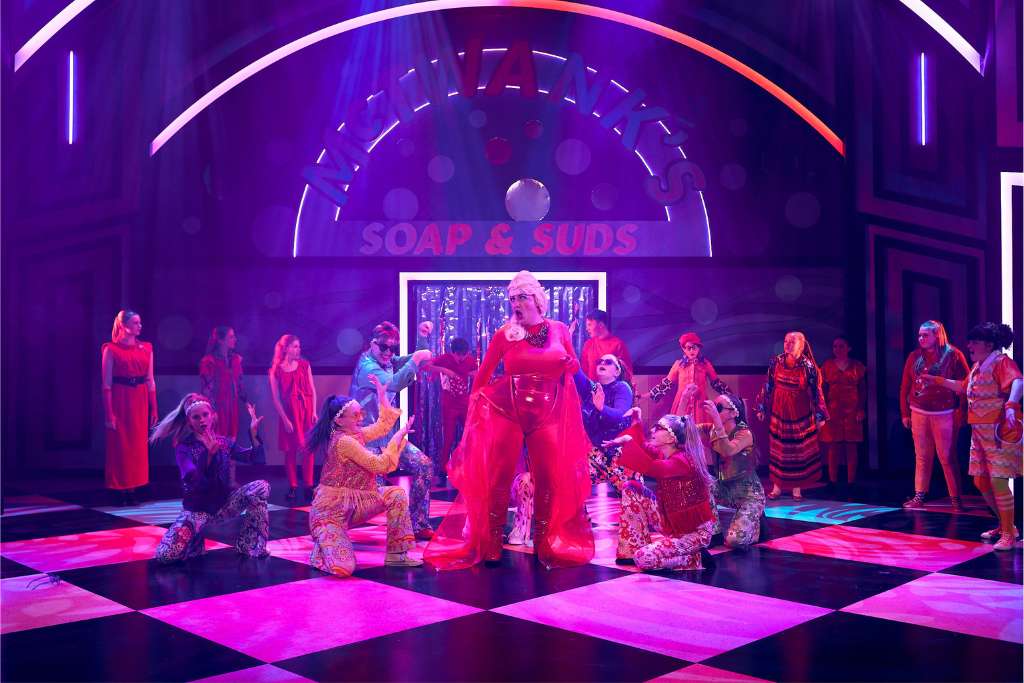 Review: Aladdin – Macrobert Arts Centre